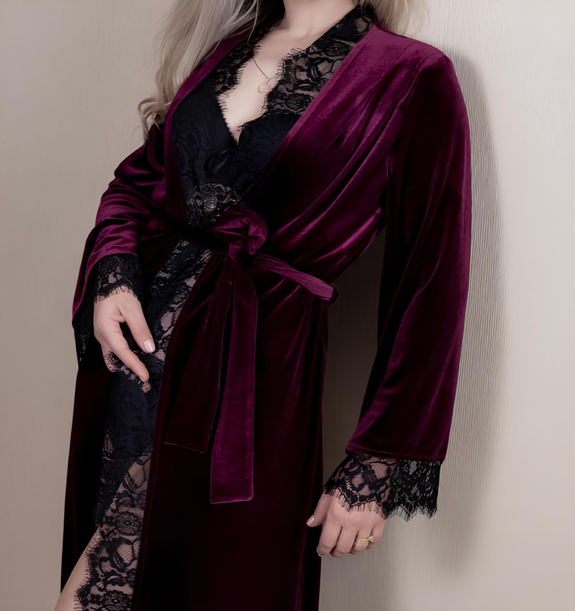Textile si Covoare :: Pijamale Dama :: Pijamale Dama Catifea :: Halat ...